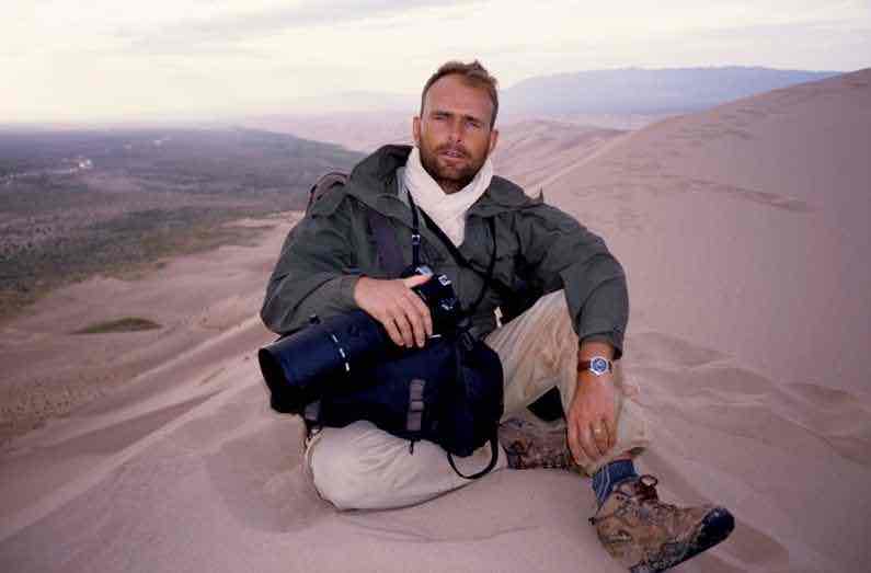 Thomas Goisque Photo Exhibit Begins April 8